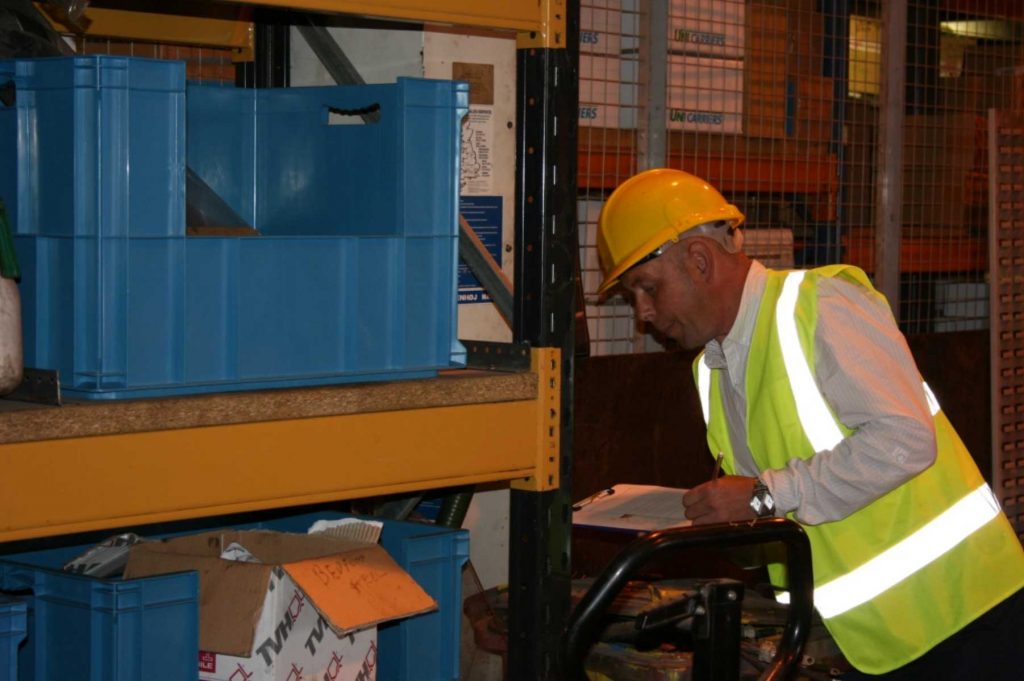 Why do you need a Pallet Racking Inspection? — CAM Fork Lift Trucks